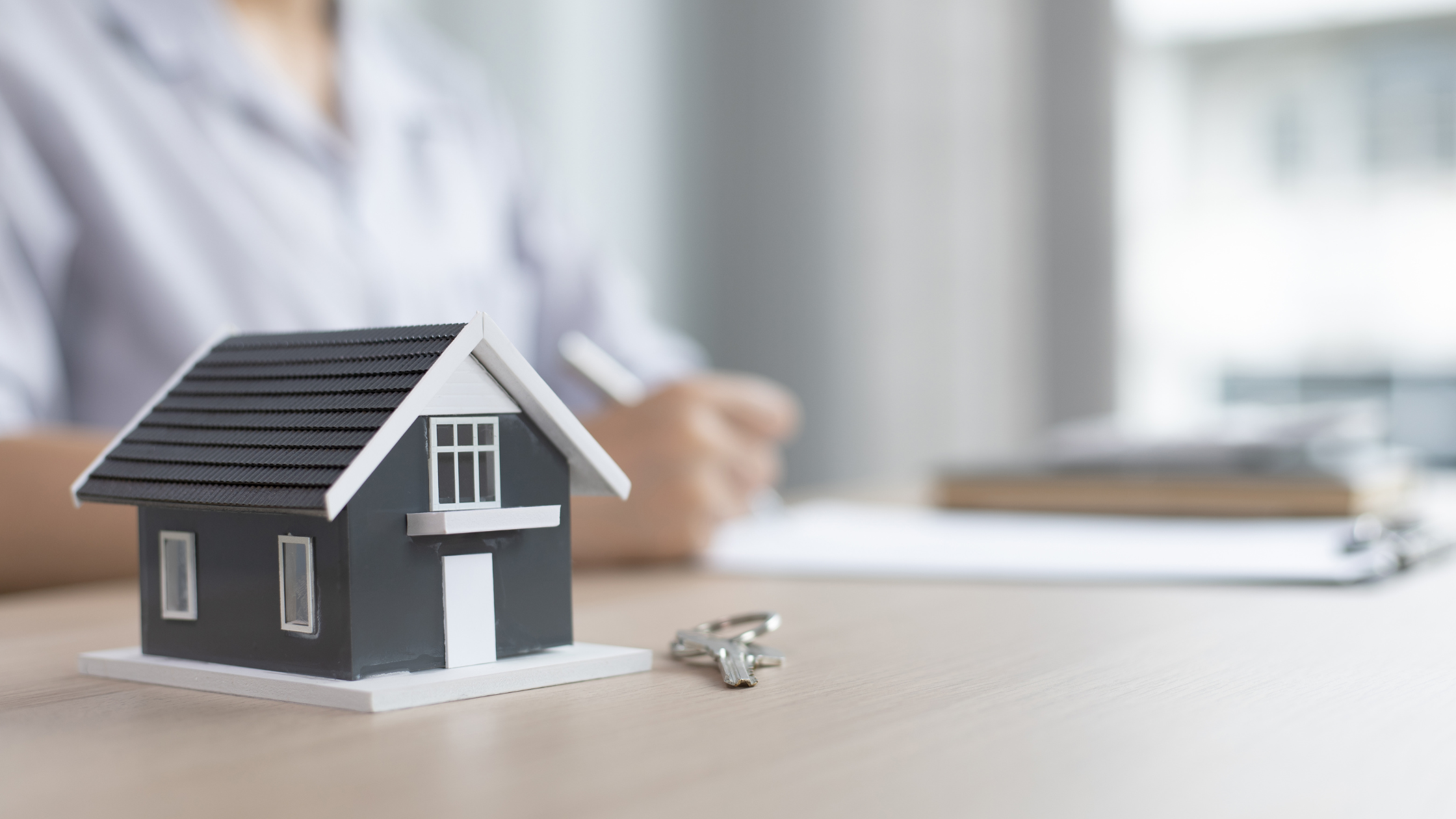 The Insider's Guide: Why You Should Hire a REALTOR® for Your Real ...