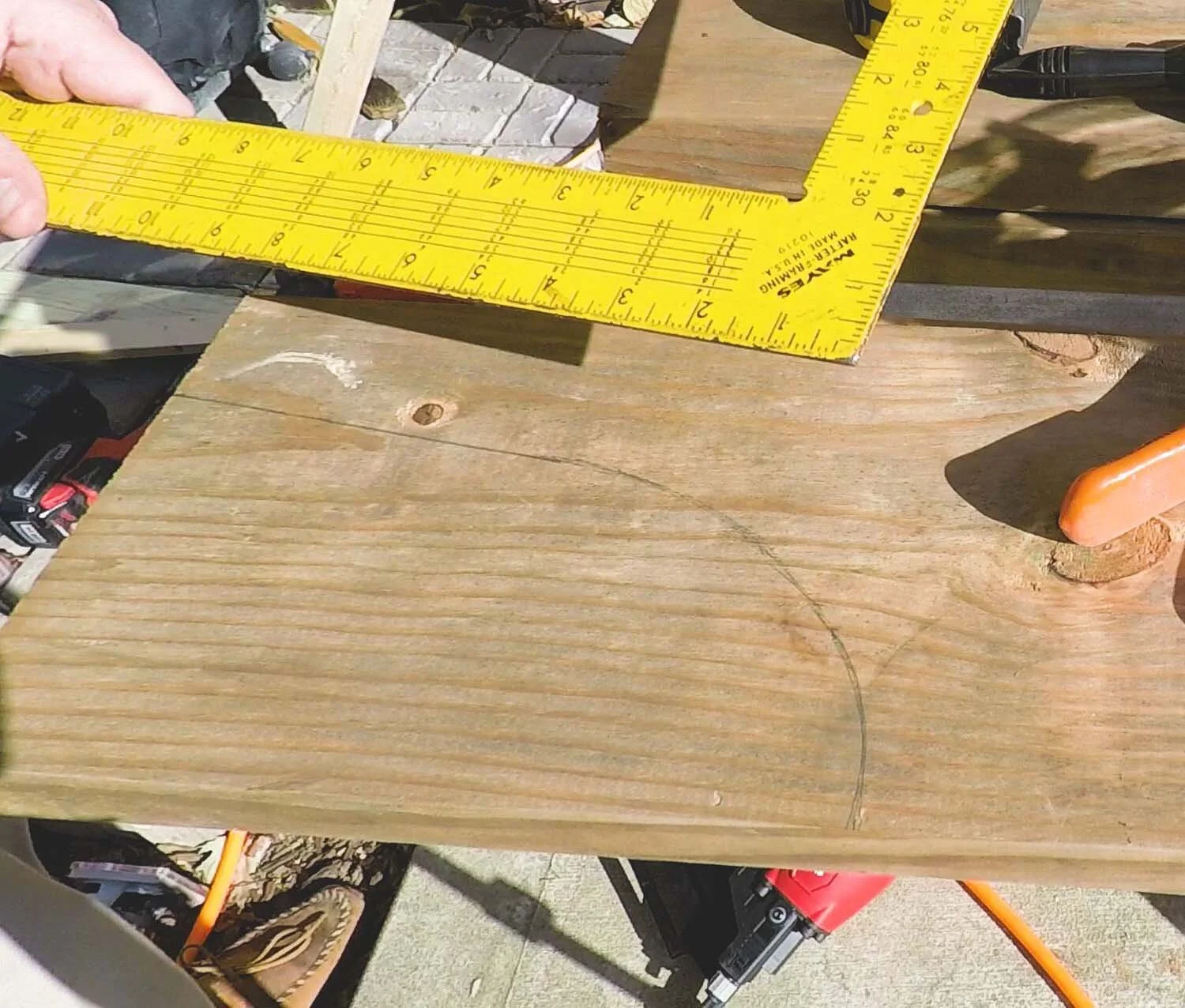 Cutting and Installation of Main and Secondary Beams | Apex Pergola Design