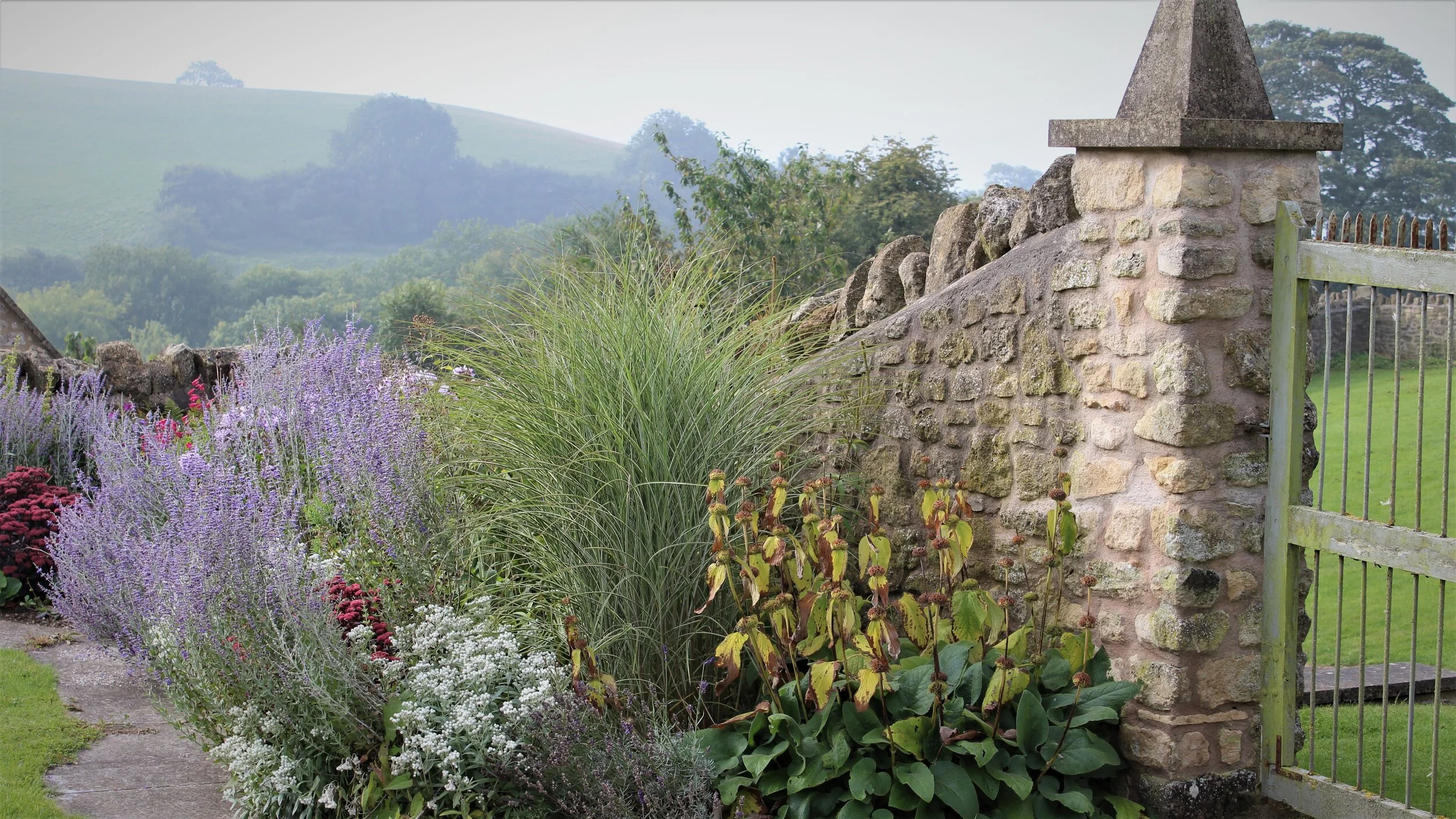 Mendip Hill Farm — Neil Ross Gardens
