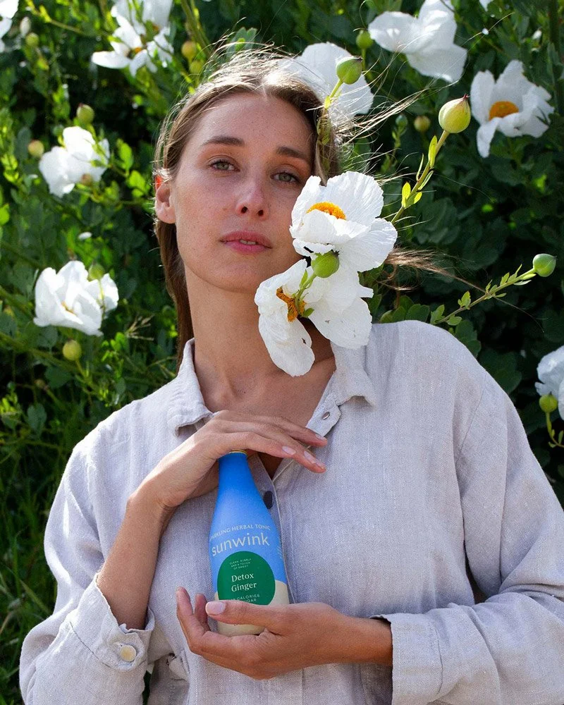 THIRSTY THIRSTY — LISA HEDGE