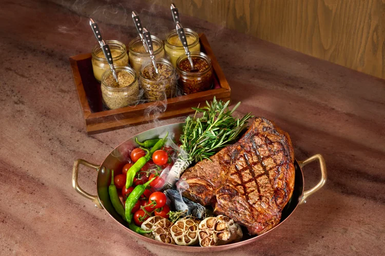 Andaz Singapore Restaurants Menus | Alley on 25, 665°F, Bar Square, Mr ...