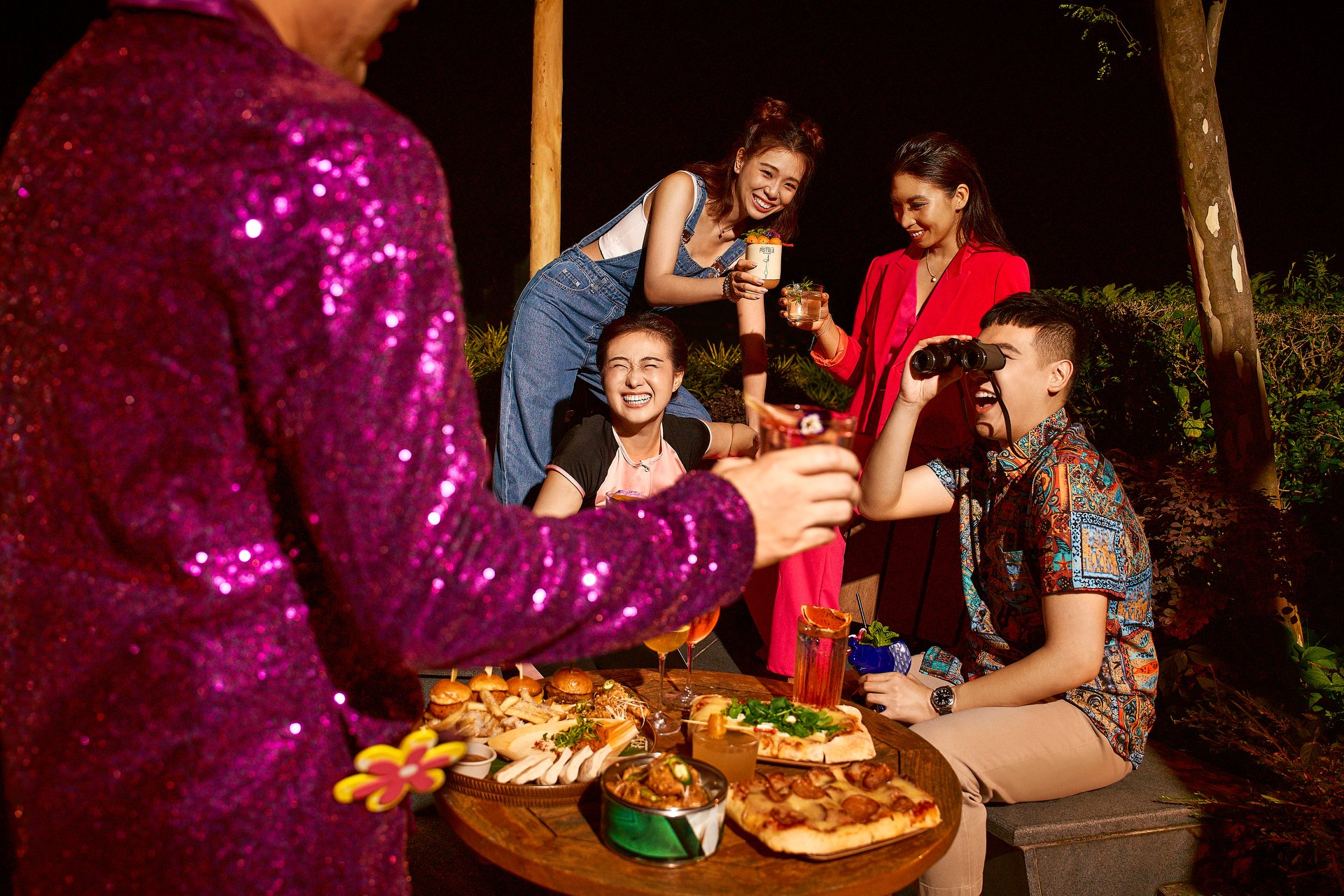 Andaz Singapore Restaurants Menus | Alley on 25, 665°F, Bar Square, Mr ...