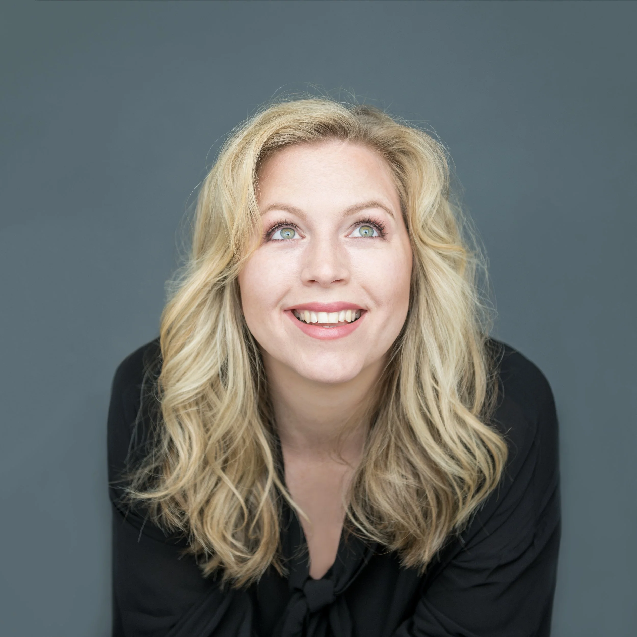 English — FREYA APFFELSTAEDT