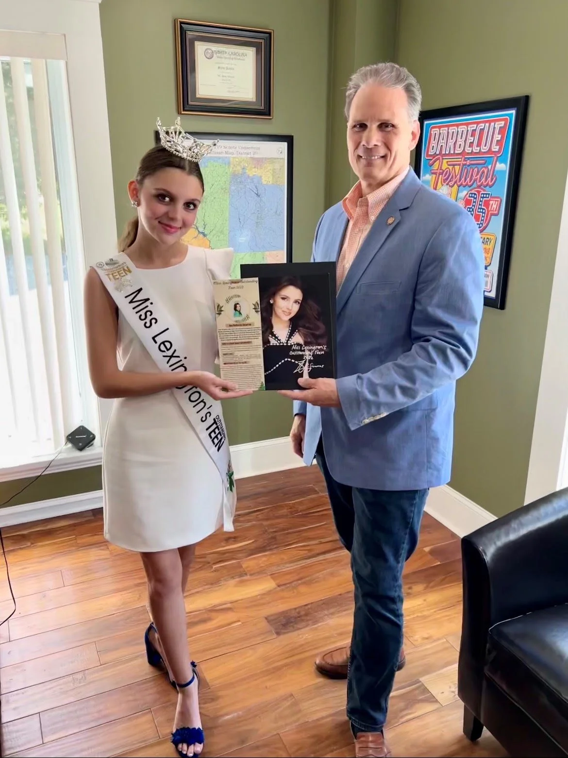 Miss Lexington raising funds for national foundation, meets with Sen ...