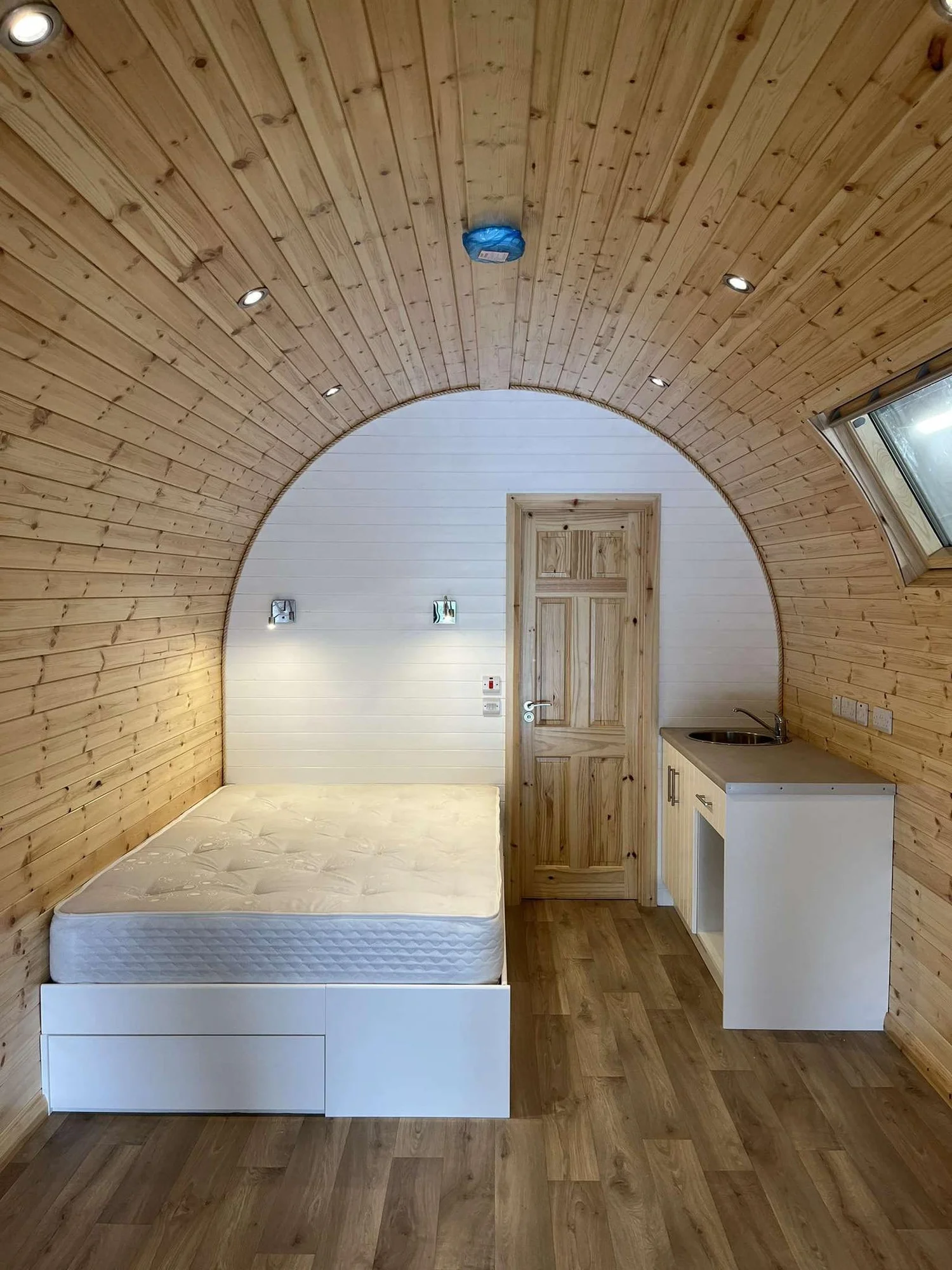 POD LAYOUT 3 — glampingpods.ie