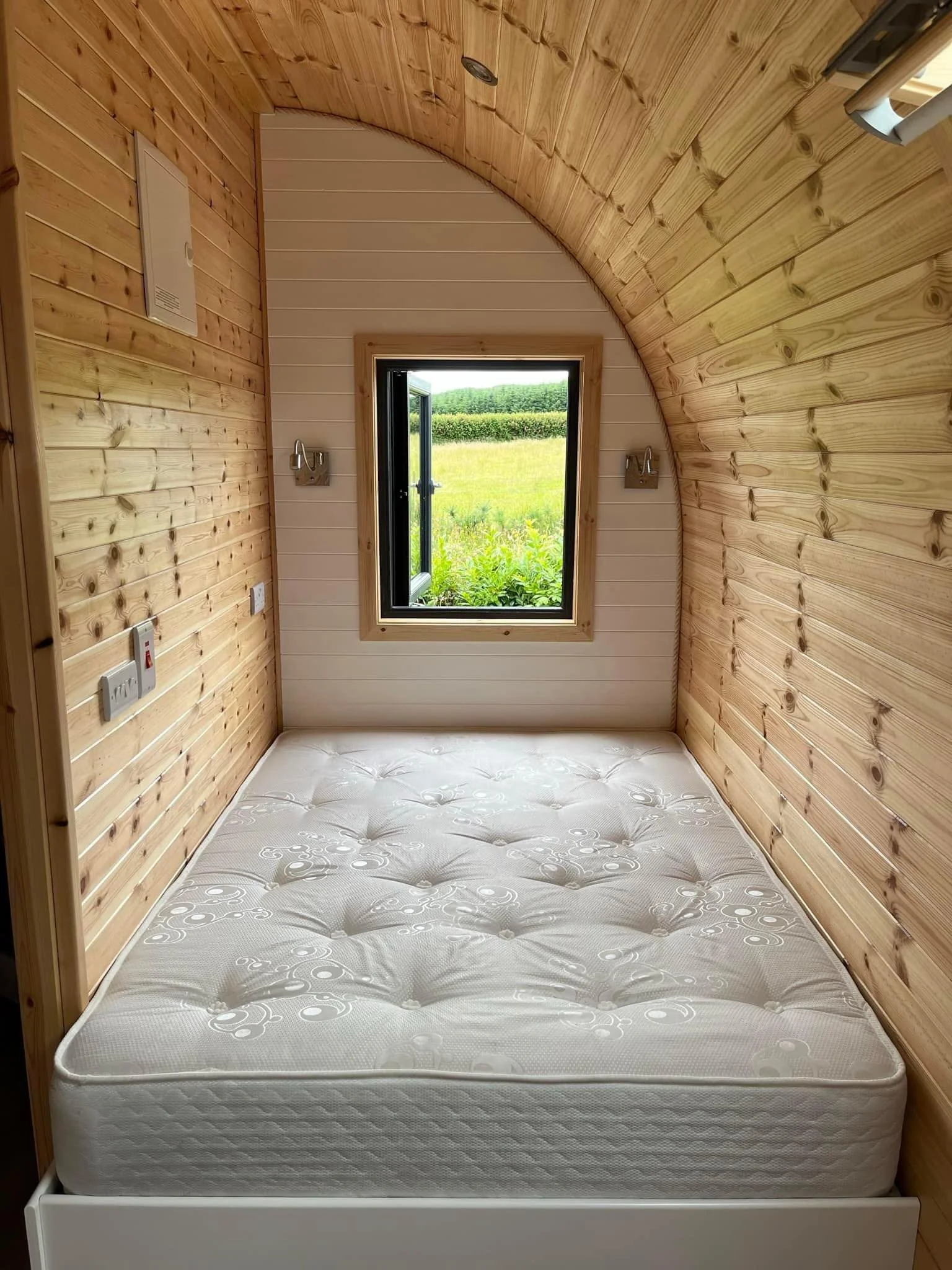 POD LAYOUT 2 — glampingpods.ie