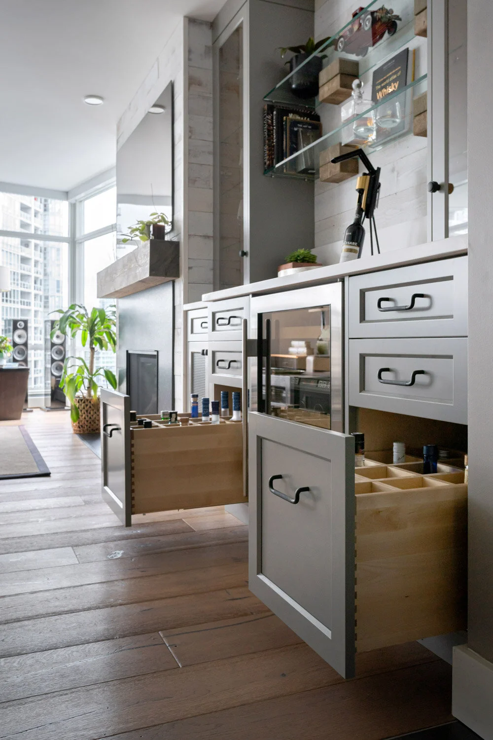 Hutch Design — Dinnissen Design Co.