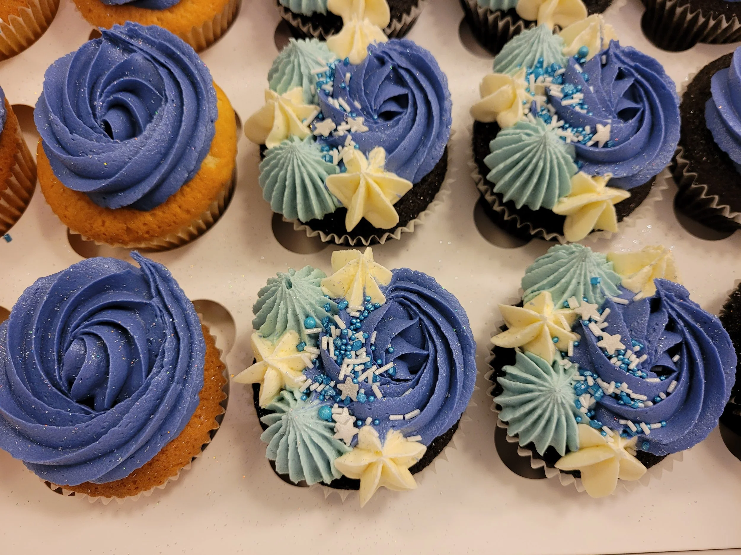 Cupcake Gallery — The Little Cupcakery