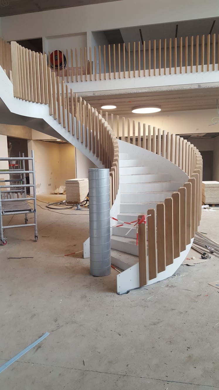 Trap + leuning verven — Home