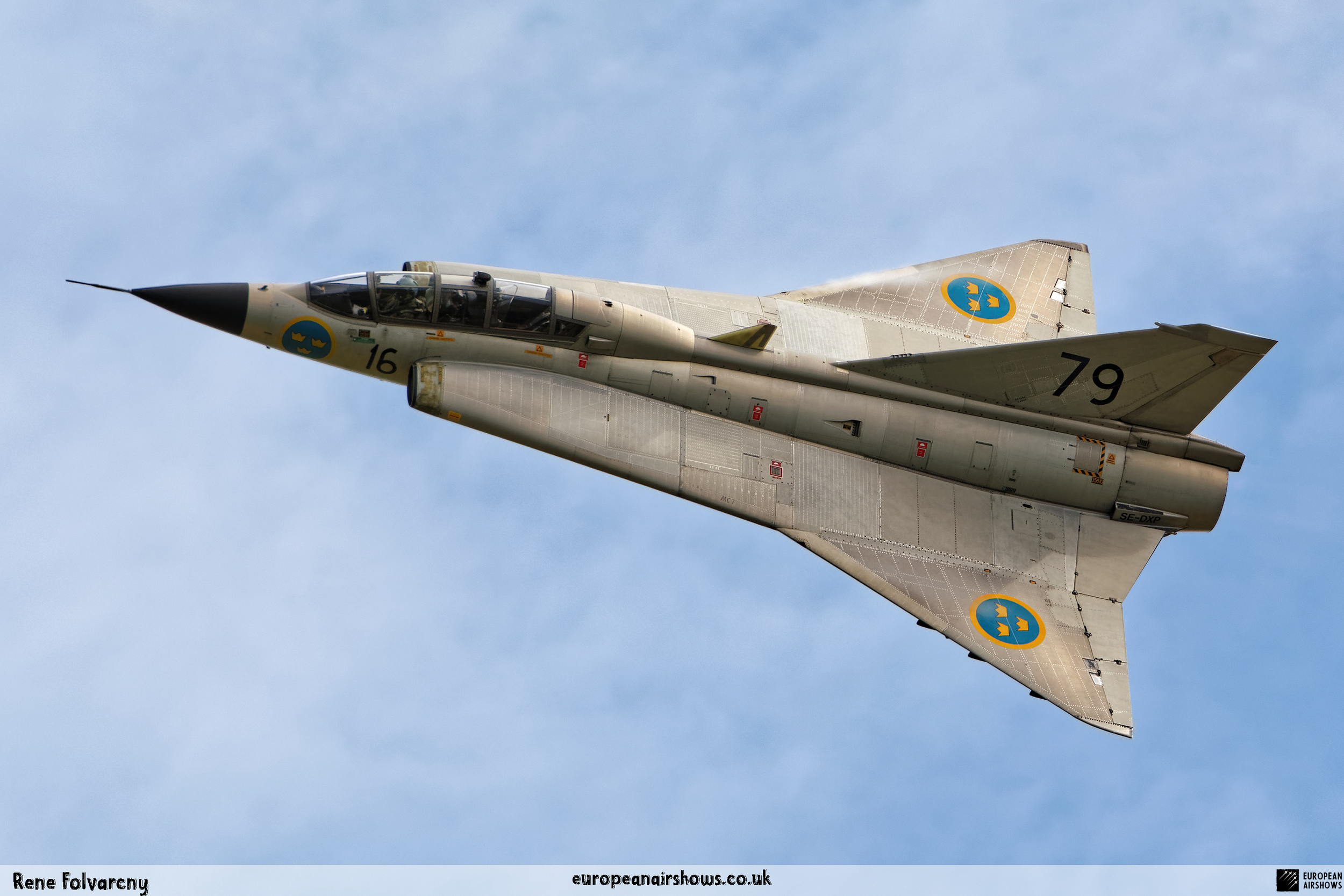 Swedish Draken and Viggen Duo to Perform at the Bournemouth Air ...