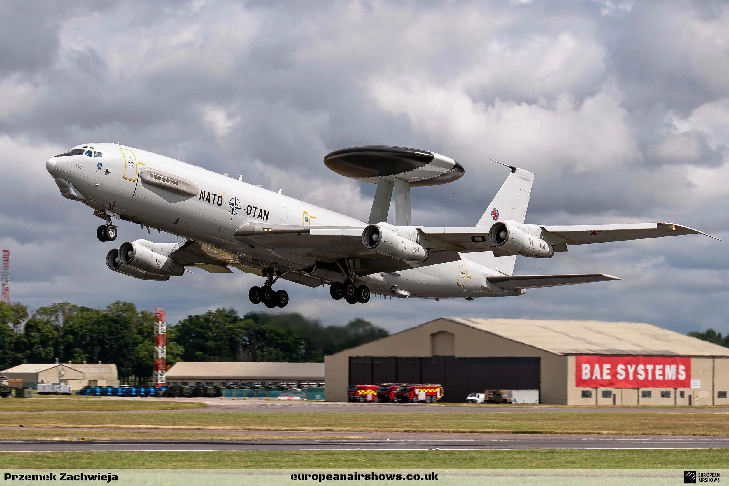 Royal International Air Tattoo 2025 Theme Announced: ‘Eyes in the Skies ...