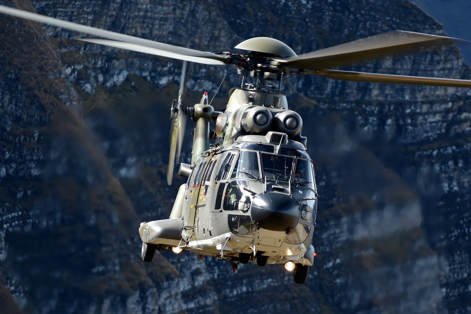 September 13 / Eurocopter AS332 Super Puma first flight — European Airshows