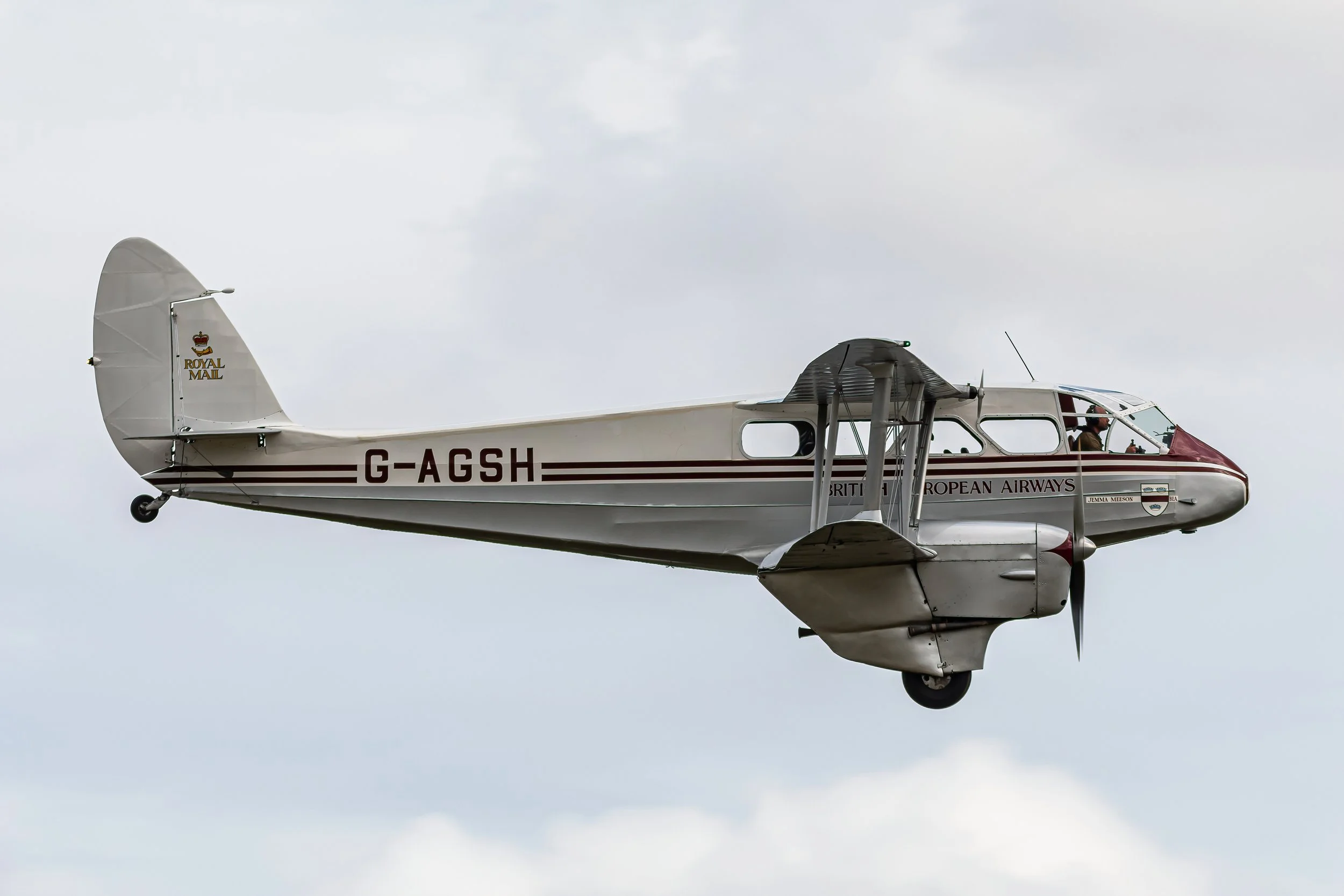 April 17 / de Havilland Dragon Rapide First Flight — European Airshows