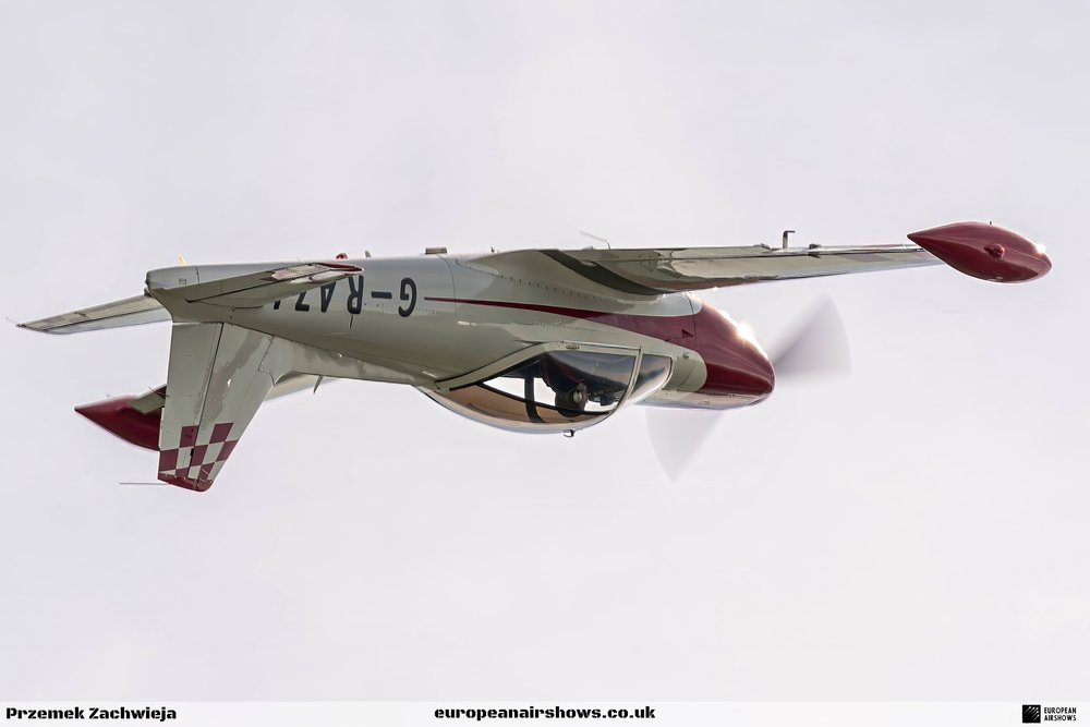 July 15 / SIAI-Marchetti SF.260 first flight — European Airshows