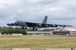 April 15 / Boeing B-52 Stratofortress First Flight — European Airshows