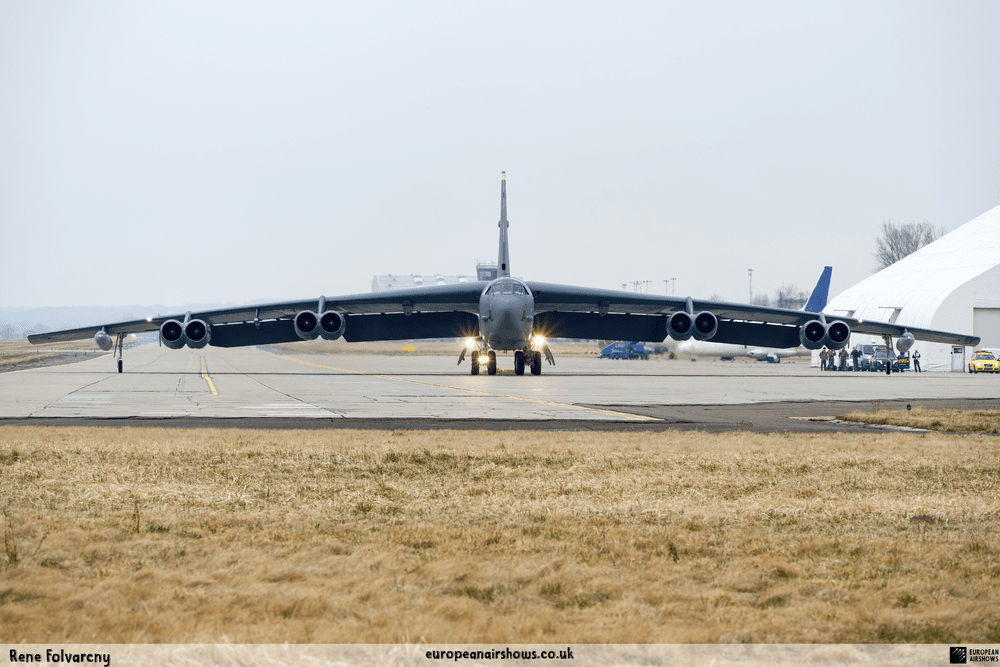 April 15 / Boeing B-52 Stratofortress First Flight — European Airshows