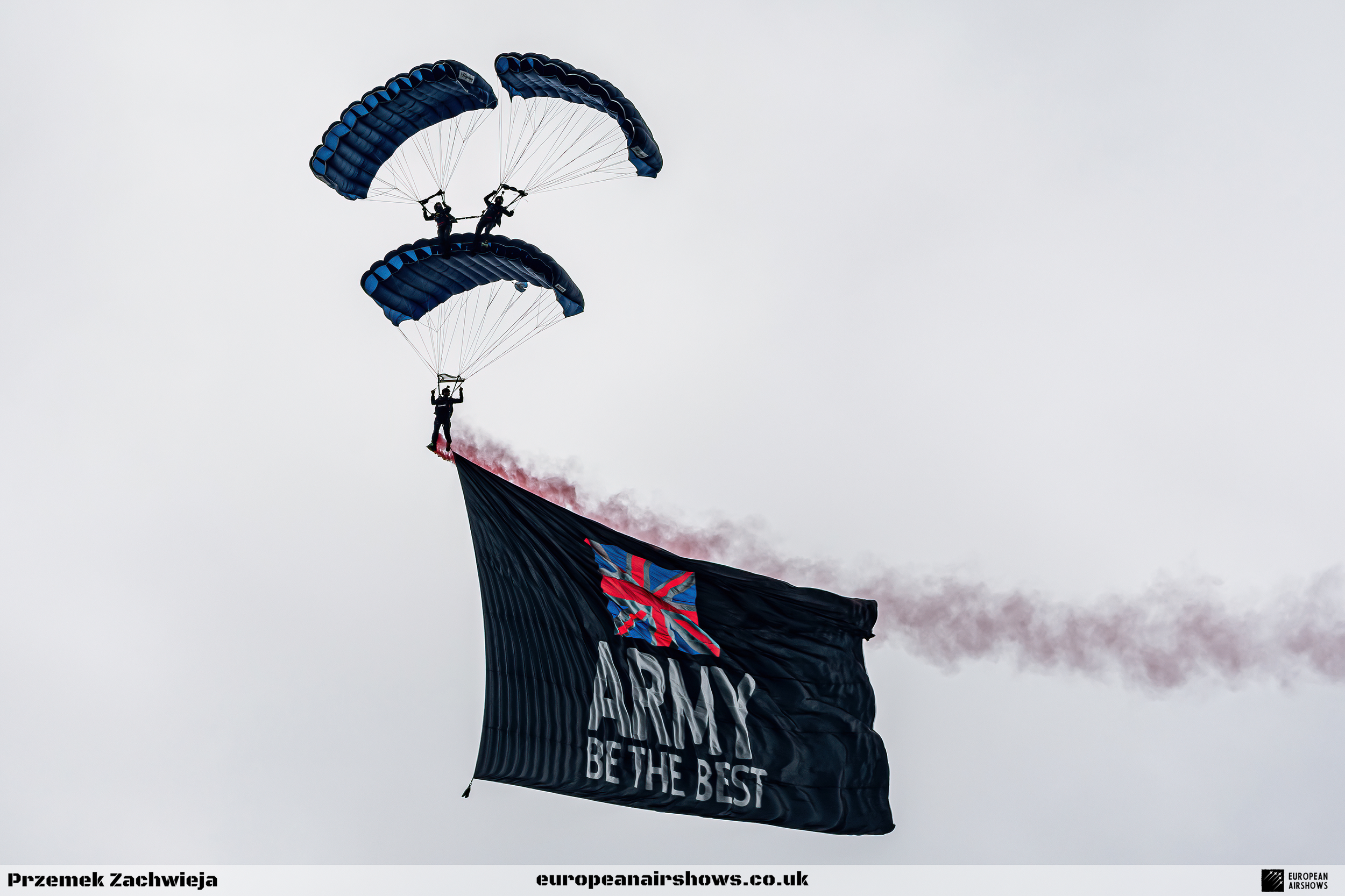 Army Parachute Display Desktop Outrageous Stunts: The Pentagram
