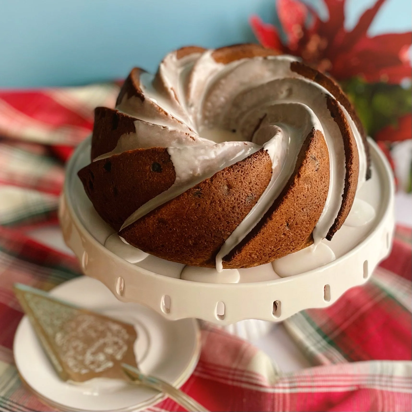 Applesauce Rum Raisin Bundt Cake — Inspiration Apron