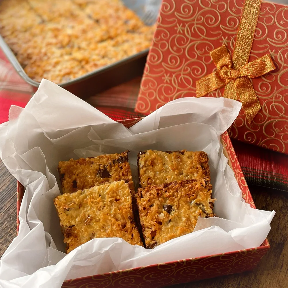 Seven Layer Bars - inspirationapron.com