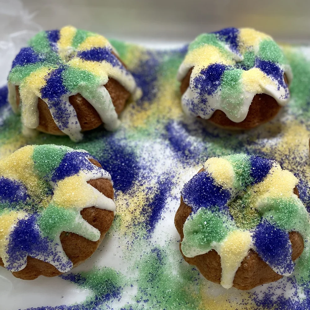 Easy Mini King Cakes — Inspiration Apron