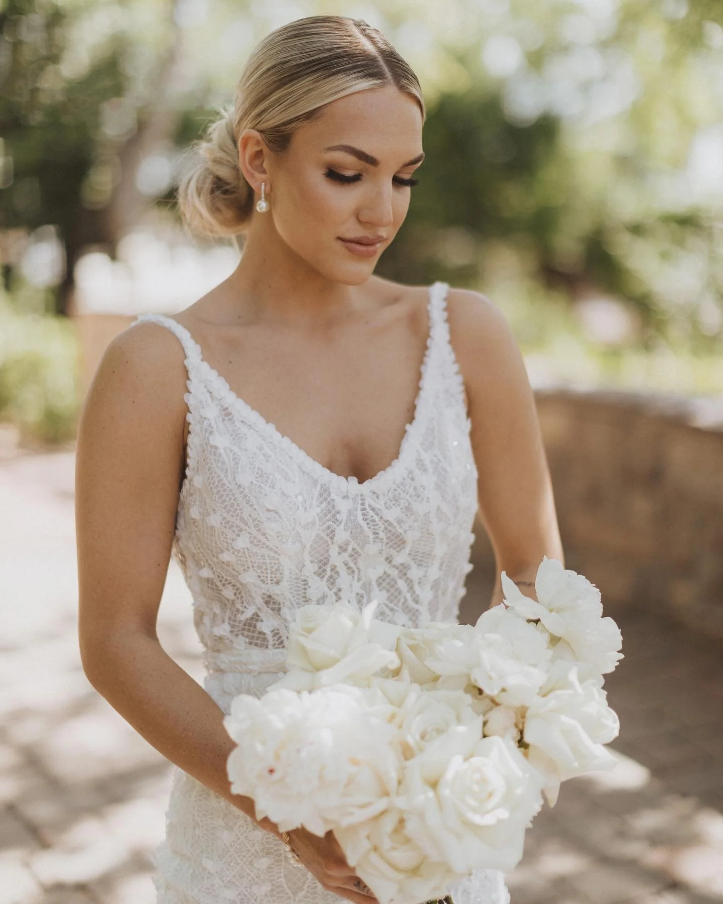 Contact — Miranda Harper