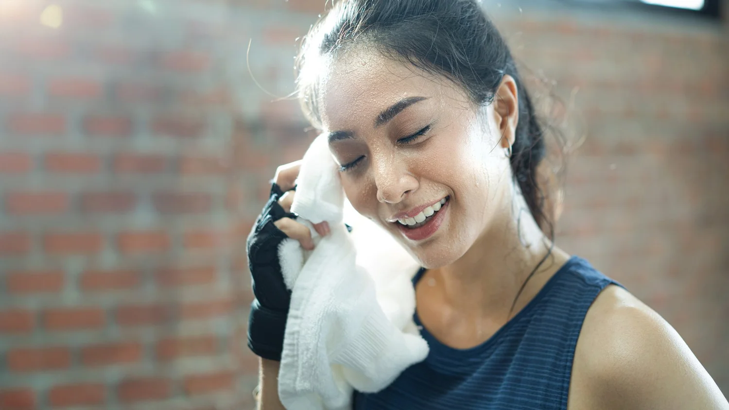 How Working Out Impacts Your Skin Health: Myths and Facts | Qi ...