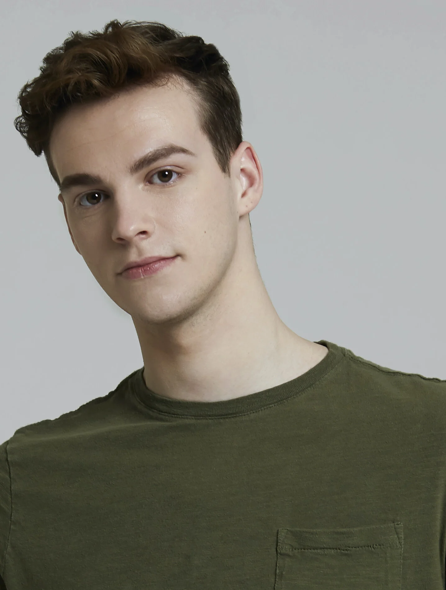 Noah Estep - Actor, Singer, Mover