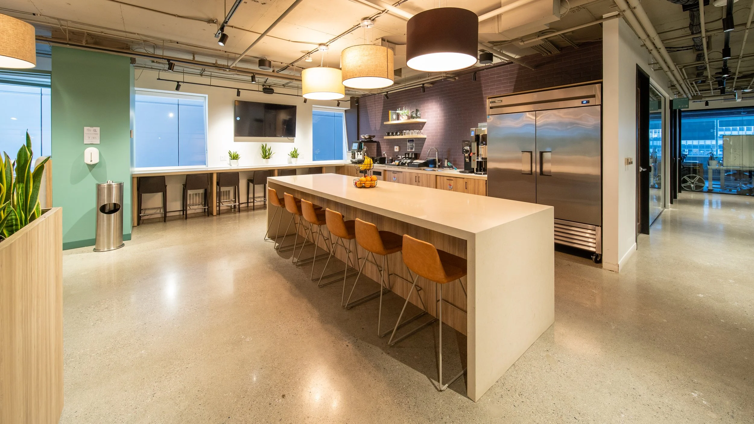 iQ Offices — The League of Extraordinary Coworking Spaces