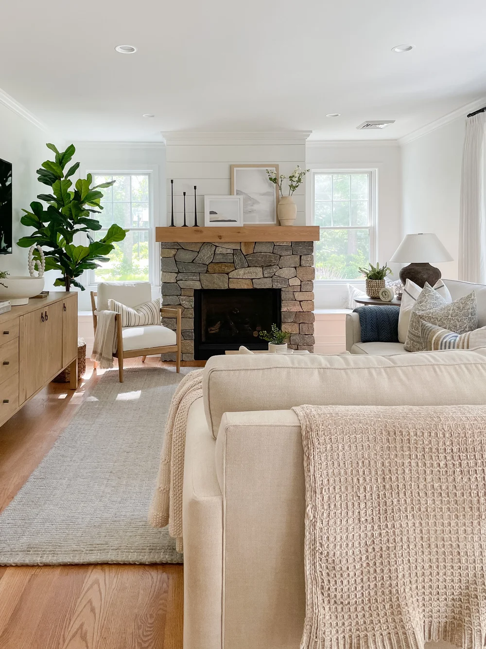 Sherwin William Pure White: Paint Color Review - Sherri Calnan