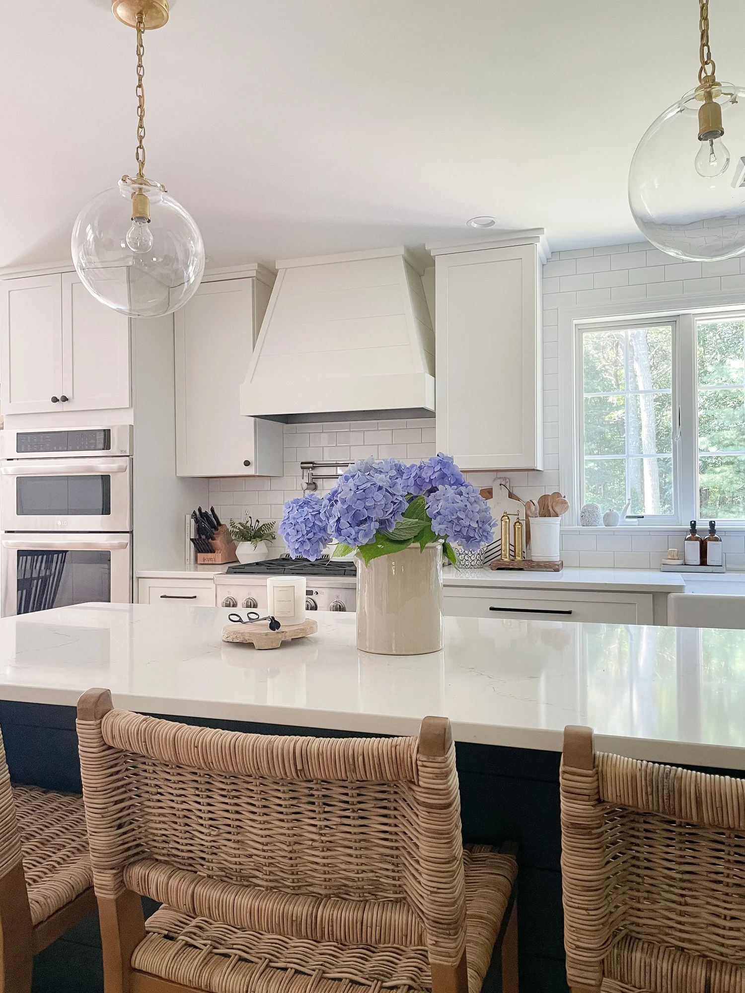 Modern Coastal Decorating Ideas for Your Home - Sherri Calnan