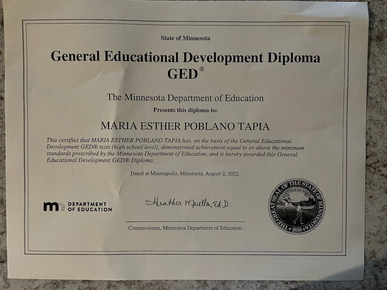 NUESTROS GRADUADOS — GED EN ESPAÑOL