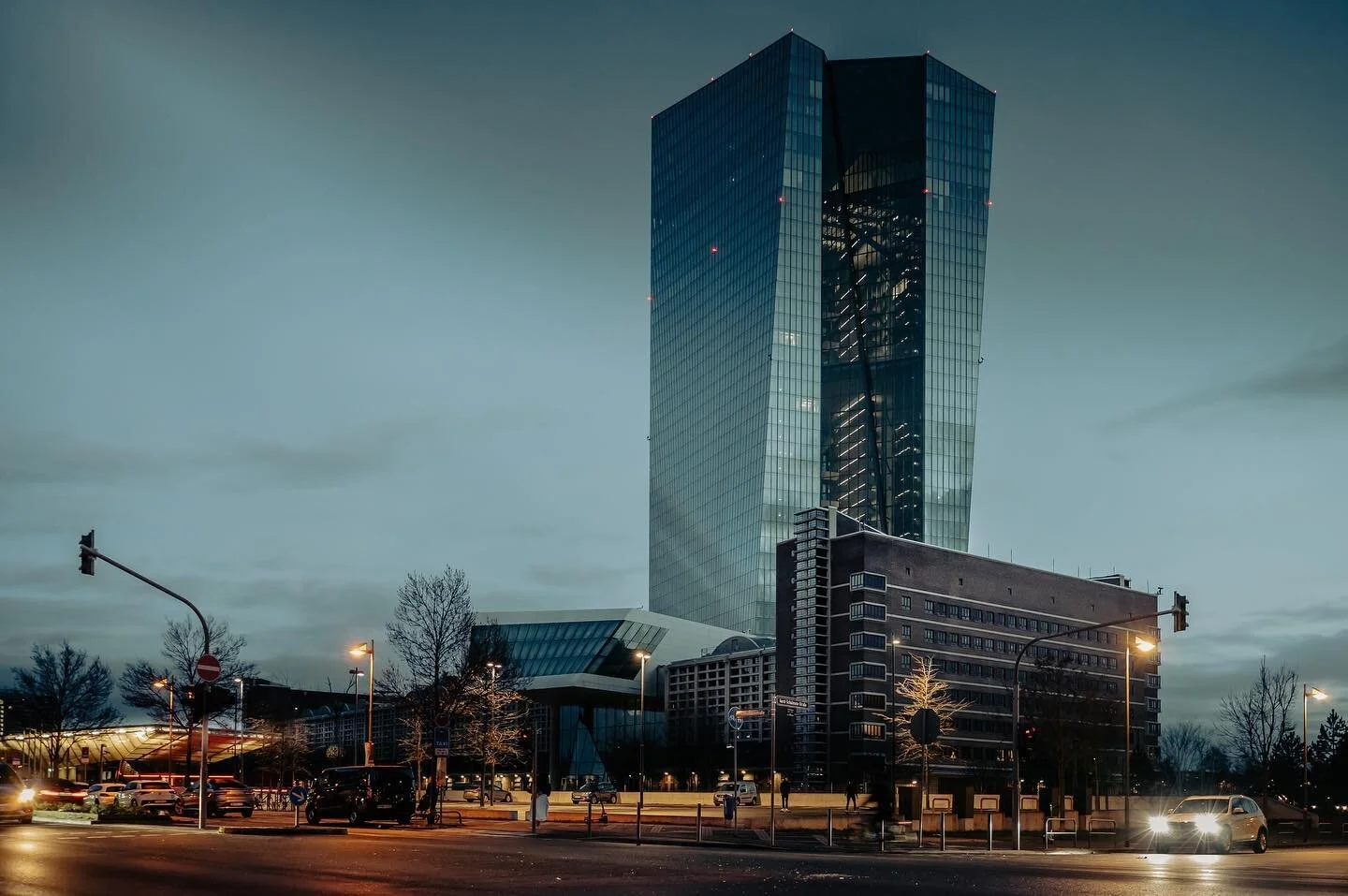 ÜBER MICH — DANIEL BEYER