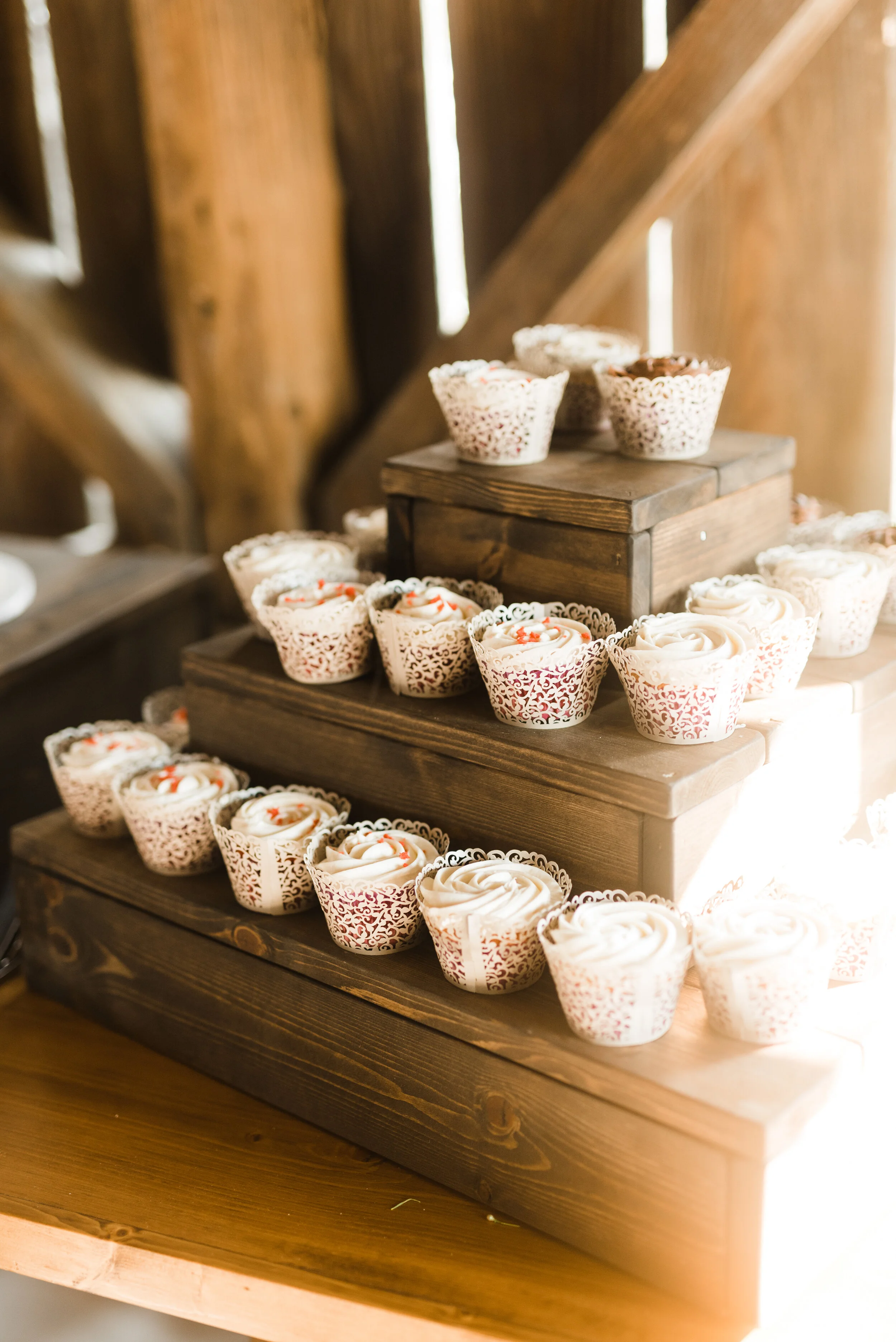 Rustic Wedding Cupcake Displays