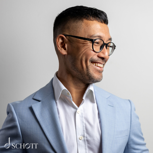 Raymond Yiu • Composer • Jazz Pianist • Conductor • Music Writer