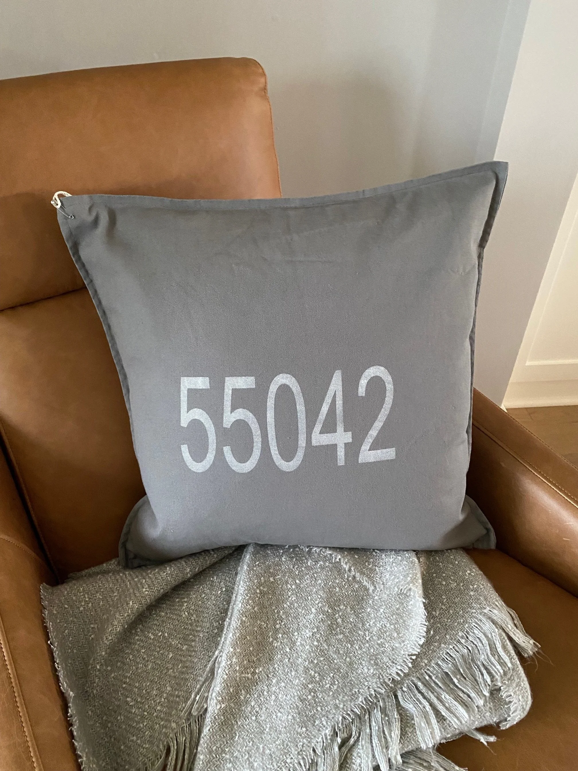 Personalized Zip Code Pillow I La Vie Est Belle personalized-zip-code-pillow-i-la-vie-est-belle