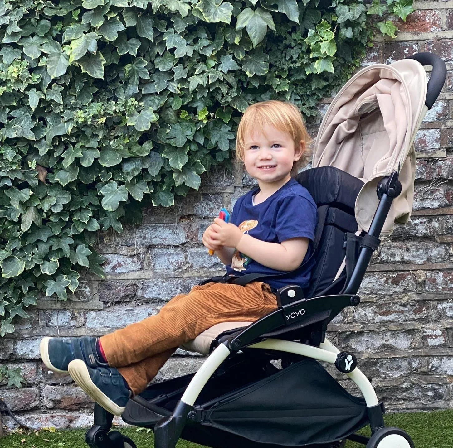 Baby development toys - Pram cushion for yoyo pram l Eyas London
