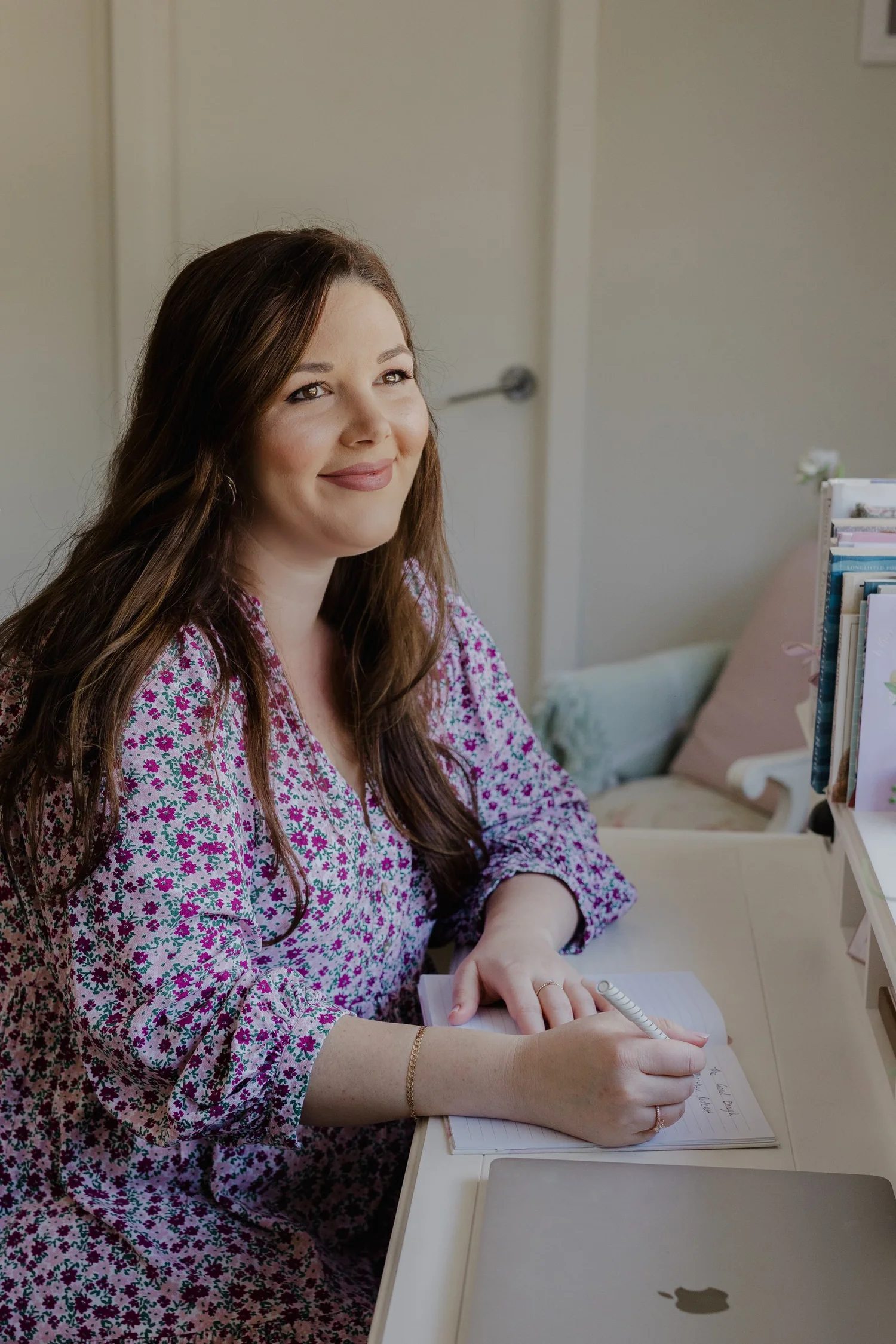 About | Explore Identity & Change — Dr Sophie Brock