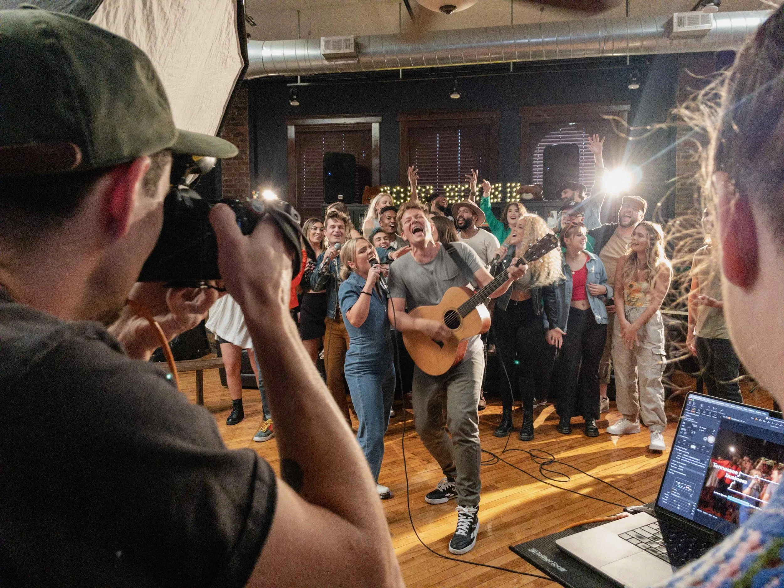 Tyler Ward EPK — Tyler Ward