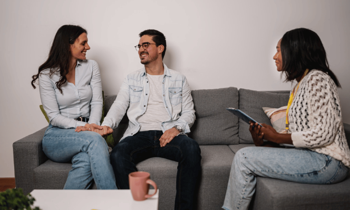 Therapy for Relationship Issues: Strengthen Your Bond