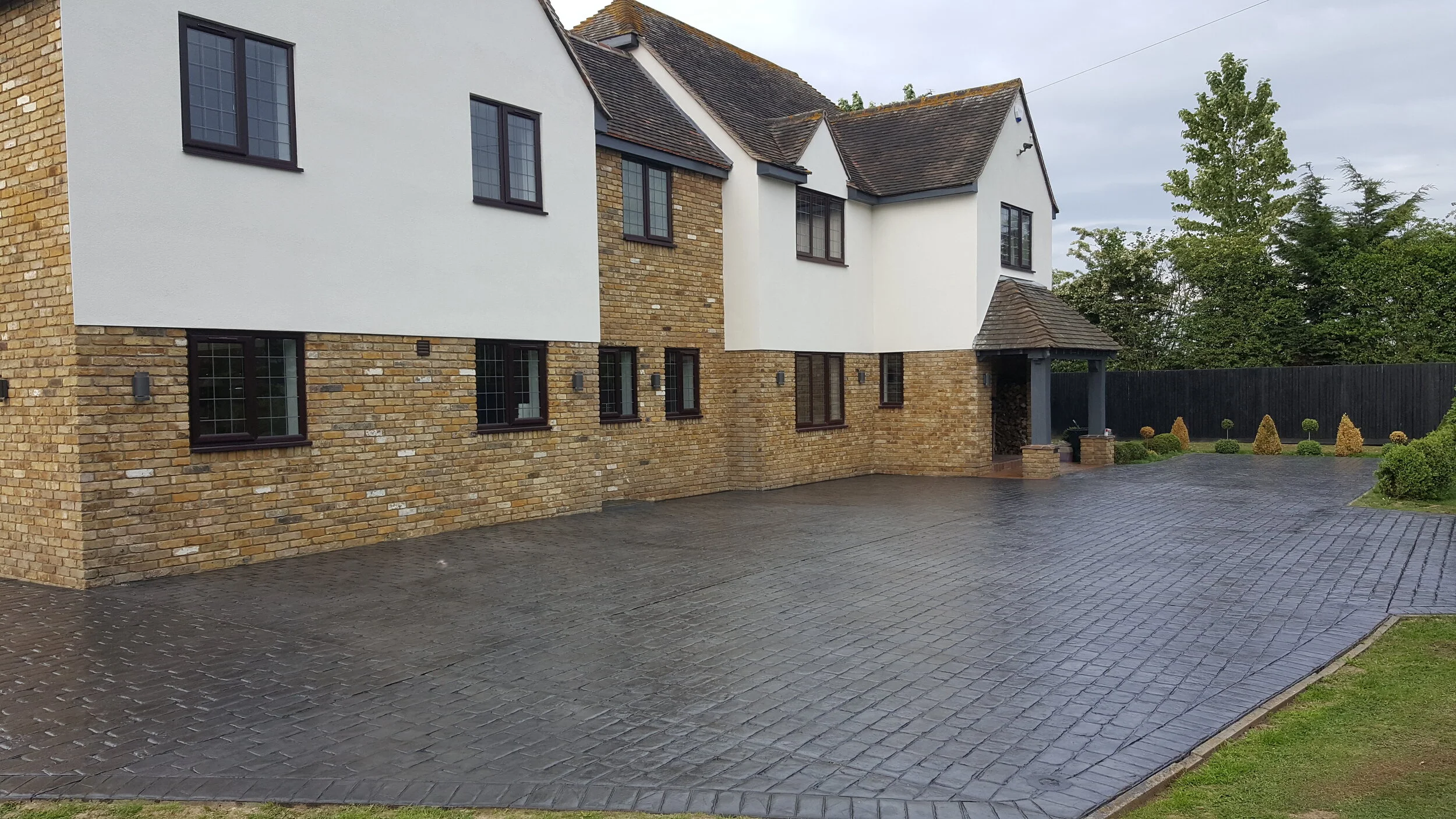Black Cobble Stone Effect — ABLE PAVING - Imprinted Concrete Essex ...