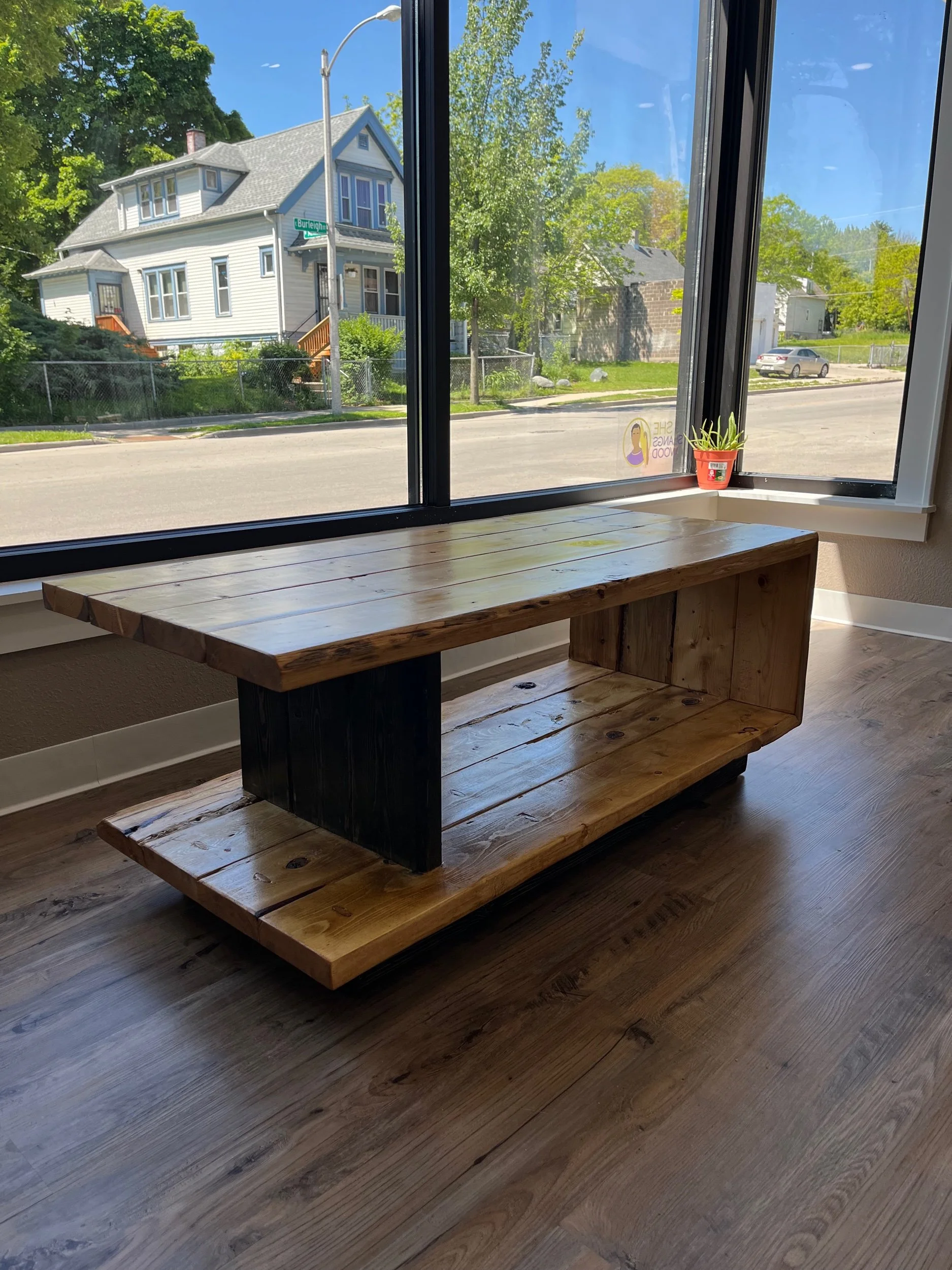 Store — She Slangs Wood
