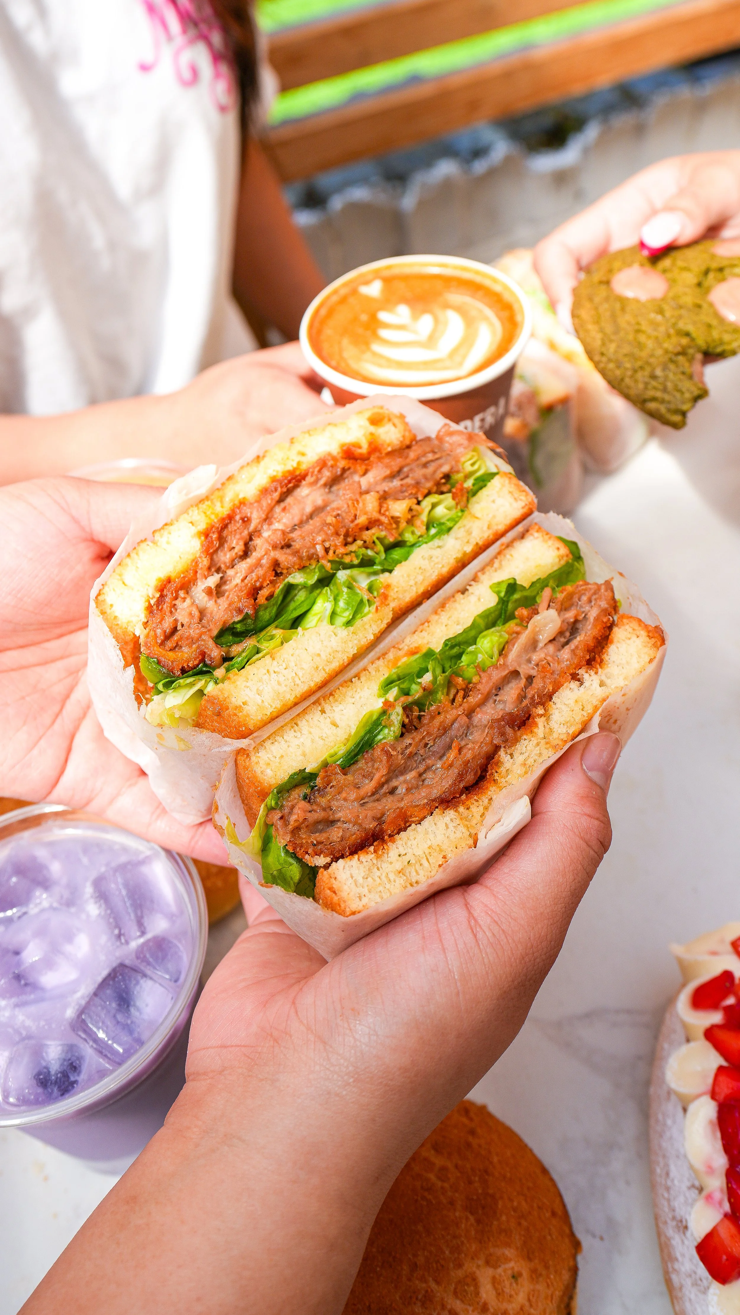 GALLERY — Panadera