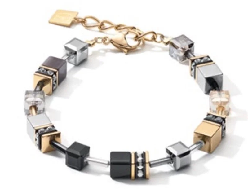 ACCESSORIES — Shoshamma
