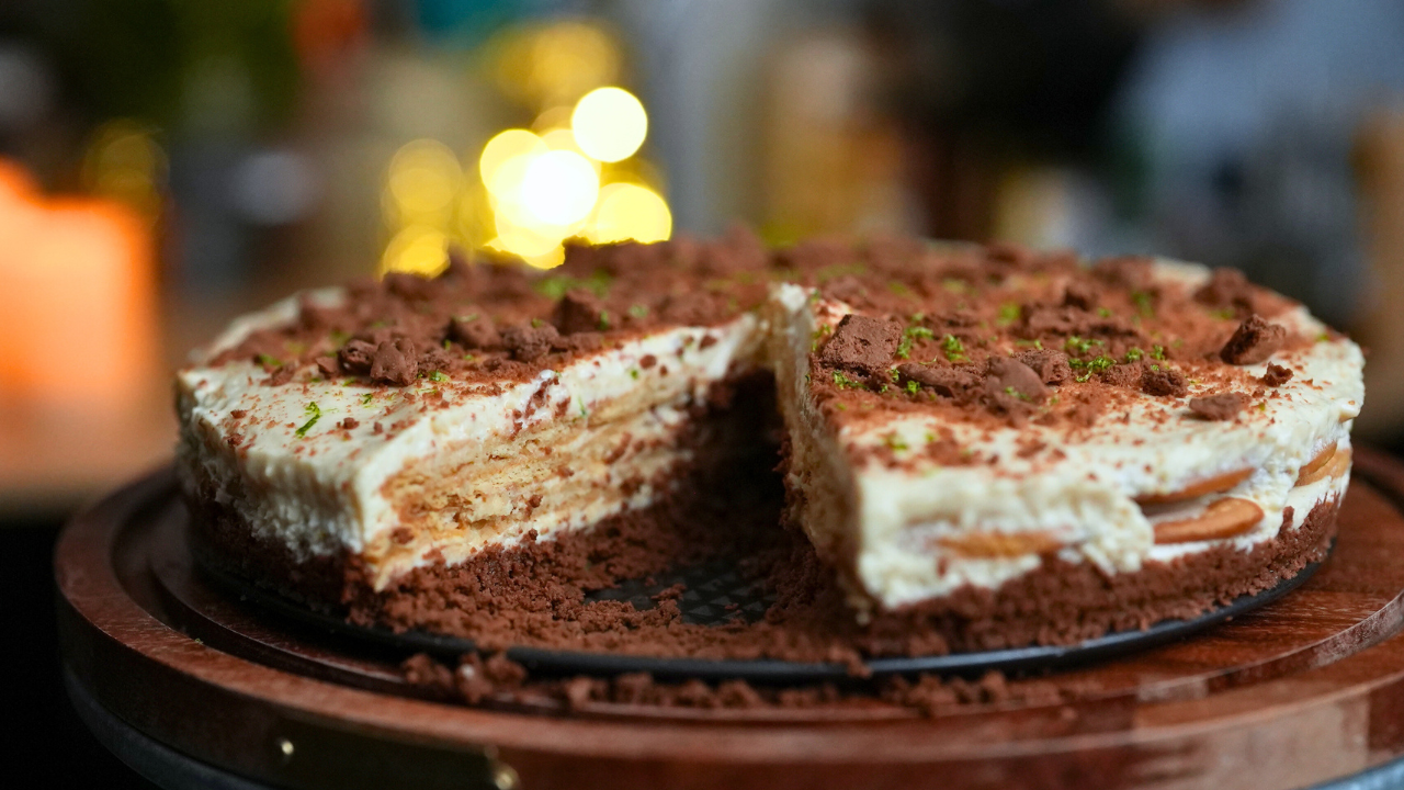 Mexican Lime Ice Box Cake Recipe aka Carlota de Limon — Kelvin's Kitchen