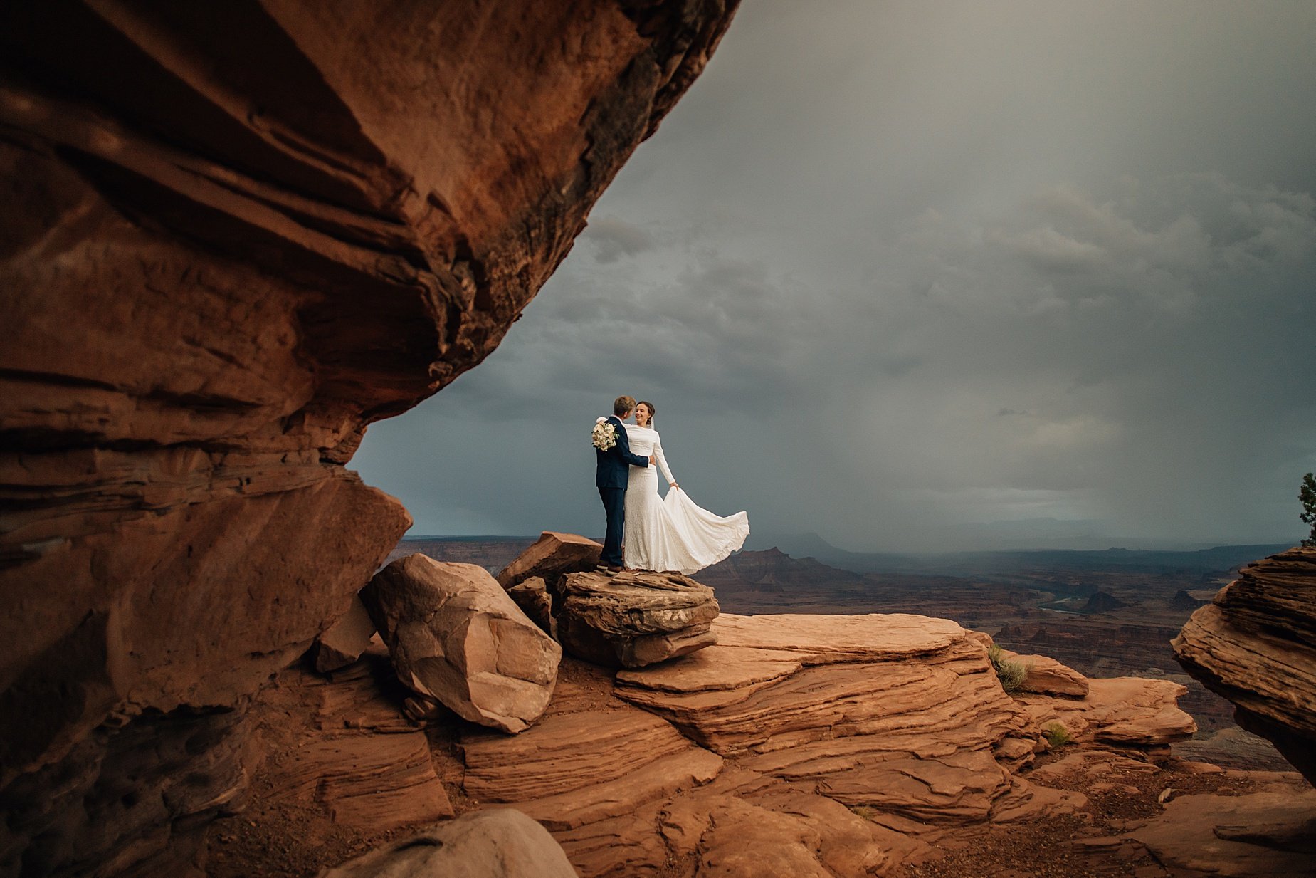Moab Utah Travel Guide: Ideas for Your Wedding Adventure Experiences ...