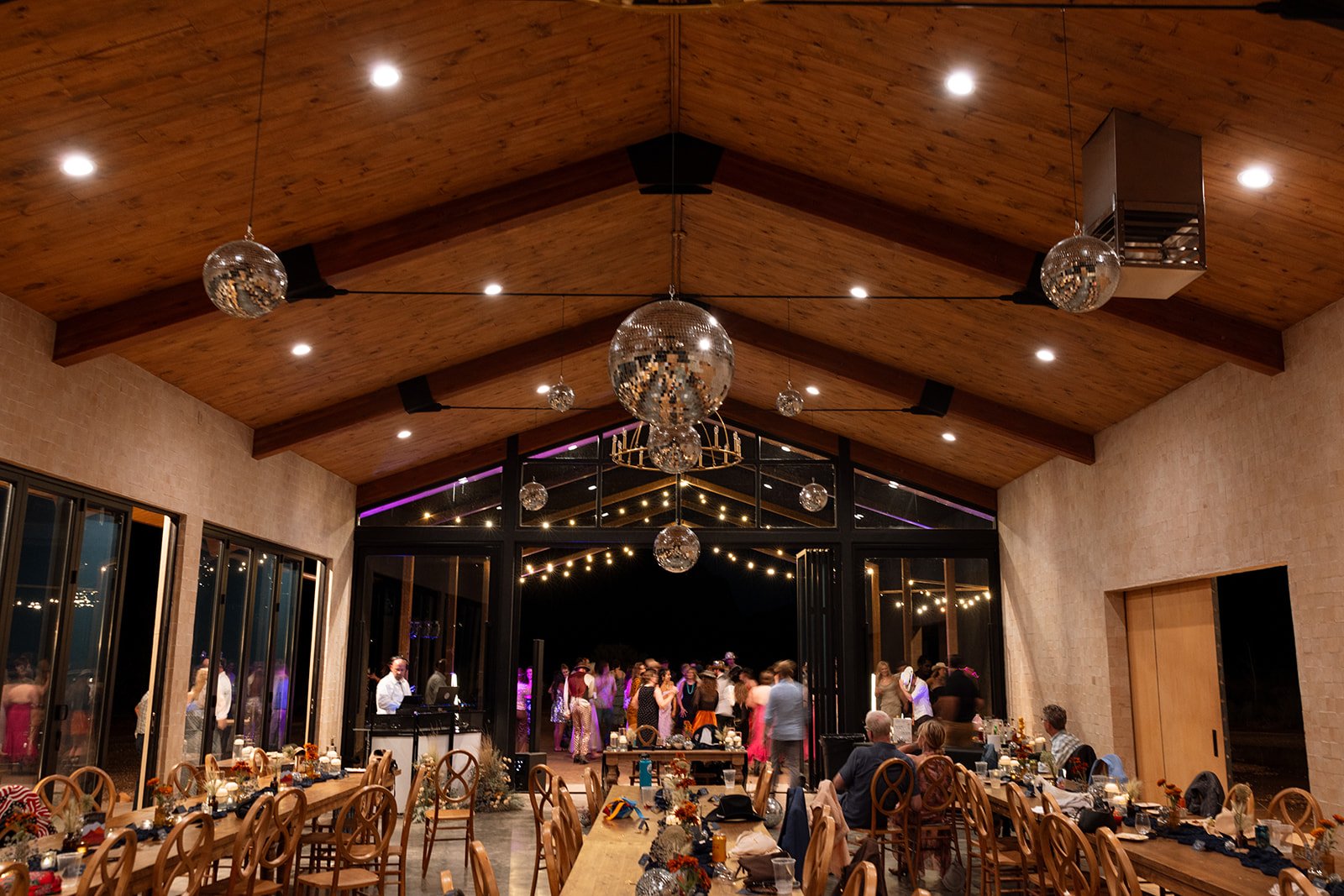 How to Plan for a Moab Wedding in Every Season — The Red Earth Venue