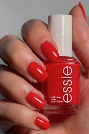 Summer Red Nails