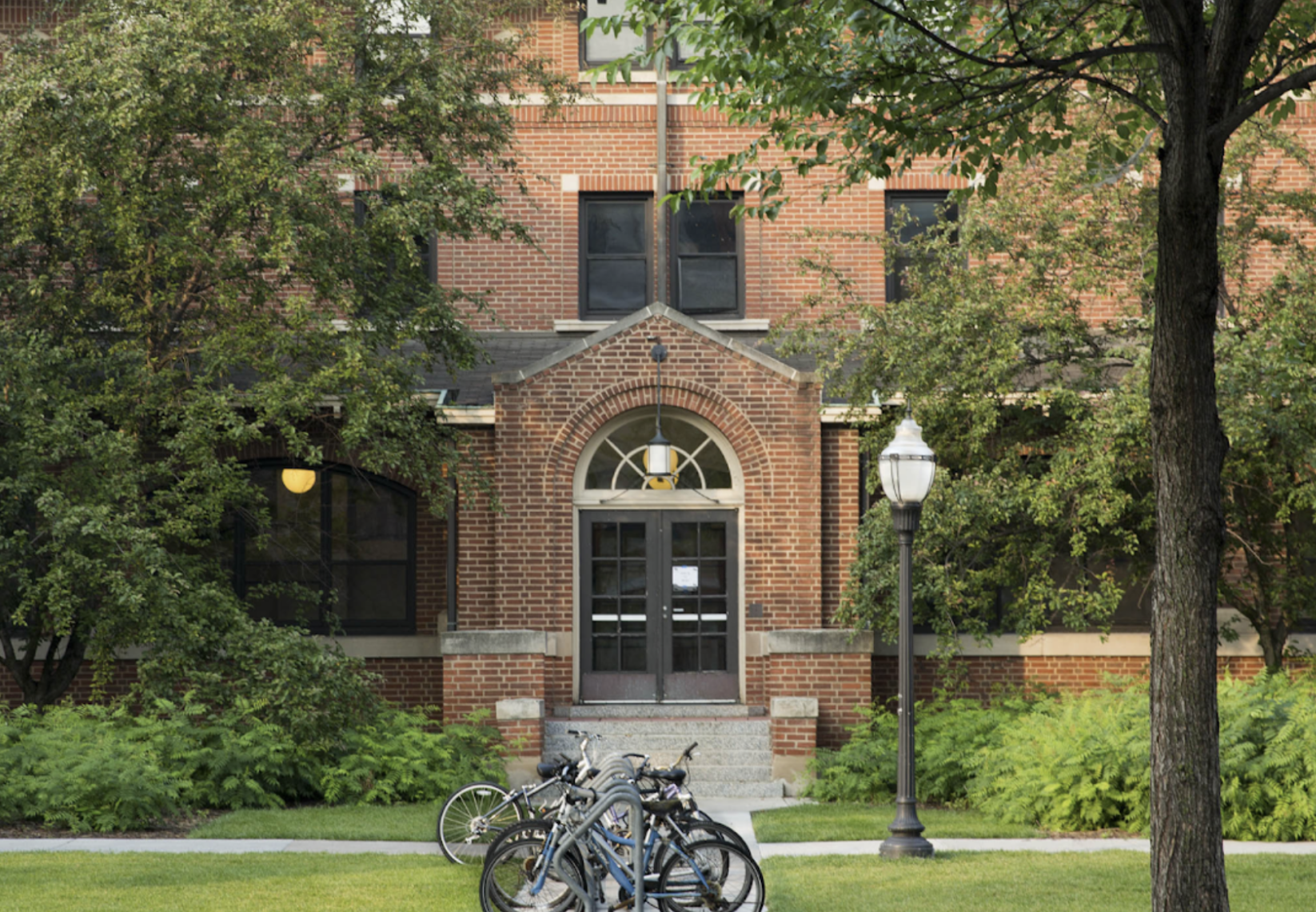 Rating UMN Freshman Dorms: A Tiered Guide — GOLDEN MAGAZINE