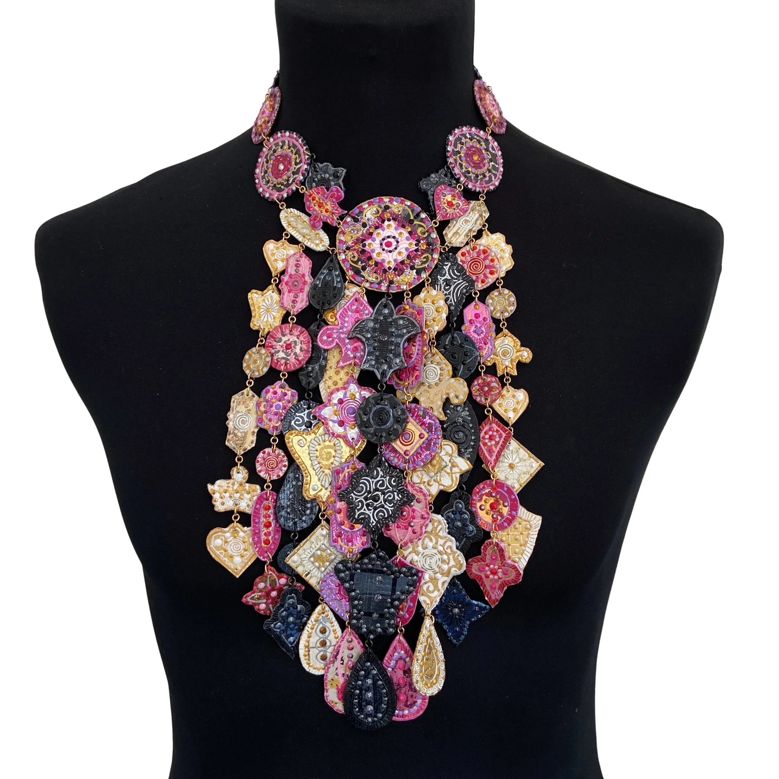 atelier jen / Unique Dramatic Paper Jewelry