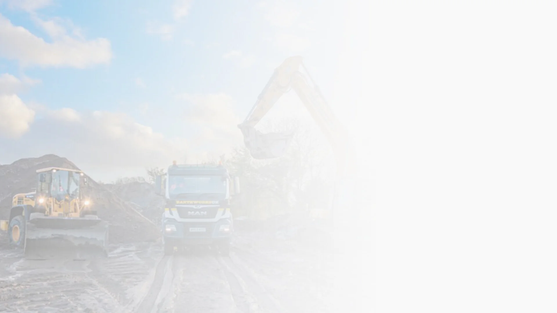 Grab & Tipper Hire in Bristol | Waste Removal | Earthworks UK Ltd